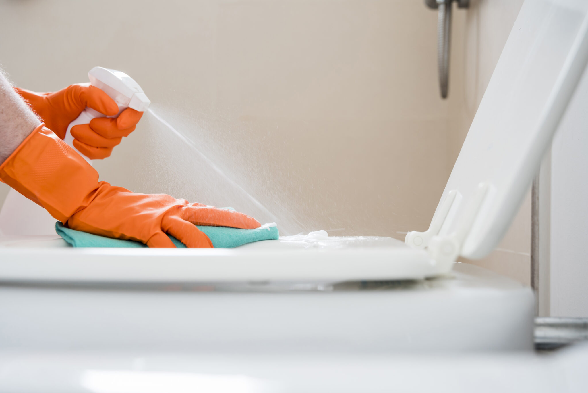 Bathroom Cleaning - housekeeping-london.com